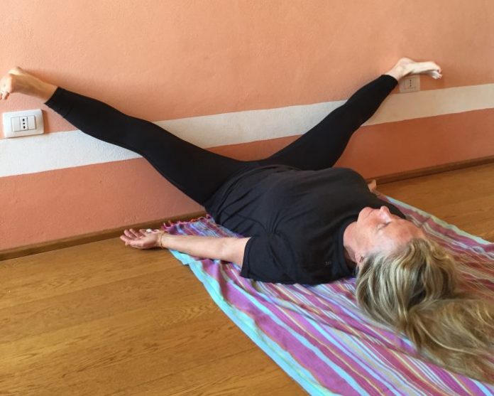 3 things that happen when you put your legs up against a wall every day